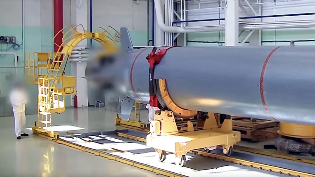 プーチンのポセイドン核魚雷：潜水艦搭載の「迎撃不可能」兵器、電波妨害で操作不能にできるか？ | CHOTTO NEWS